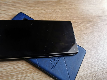 Самсунг S 10 ,5G,256