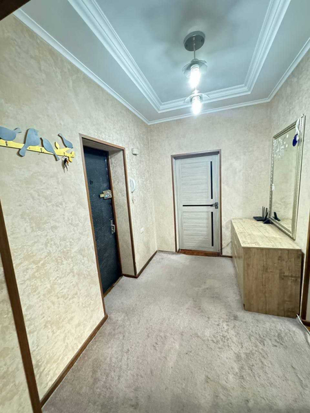 Продается 2х комн.квартира, 16 квартал метро Чиланзар