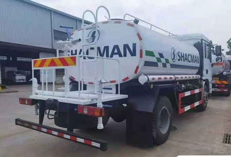 Водовоз Shacman 4х2 (15 куб) наличида