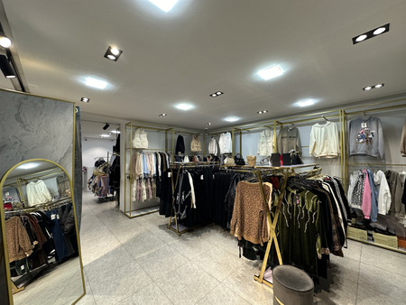 Аренда под бутик офис авиакасса и show room вдоль дороги ор-р Абай