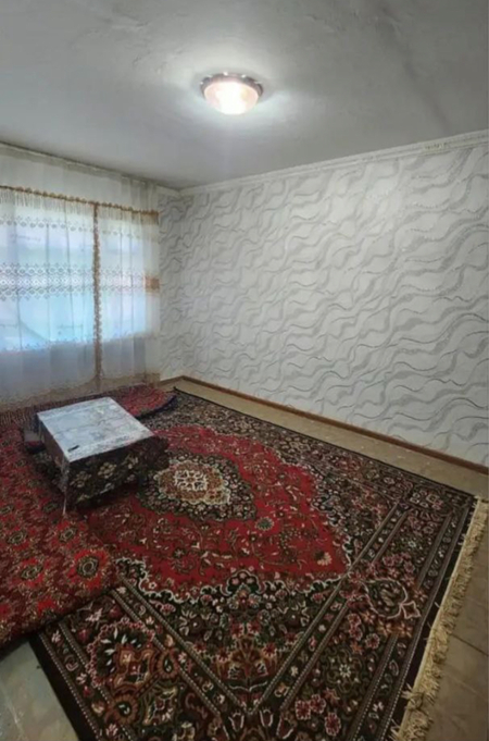 Id 61 продается кватира г. Чирчик ак кавак макро 1/1/2