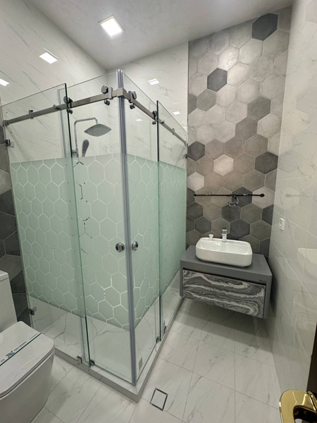 Glass steklo oyna zerkala dush kabina peregarodka oyna xizmat turlar