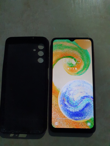 Срочно продаётся Samsung a04s