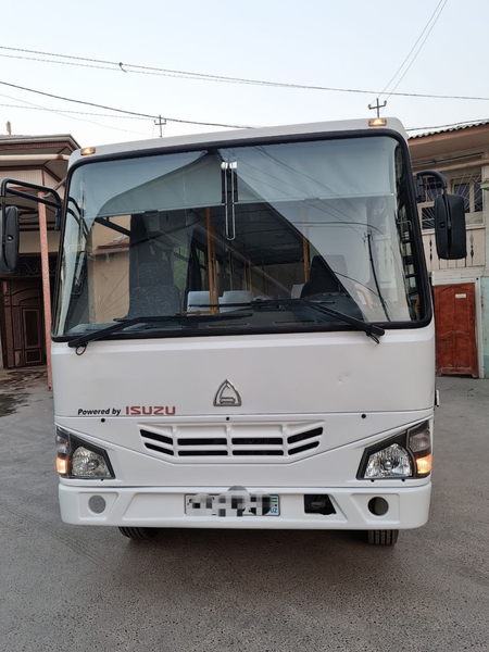 ISUZU HC.40 2016
