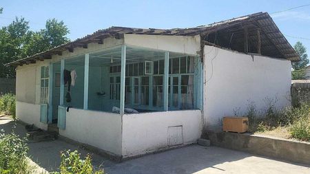YuqoriChirchiq (Yangi Toshkent tumani) 11.5so'tix  1-linya Uy Sotiladi