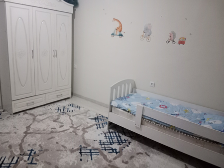 Detskiy mebel sotiladi