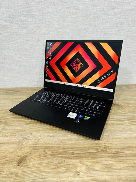 HP OMEN i5-11Gen+RTX3050Ti+16ГБ+512SSD Премиум ноутбук как новый