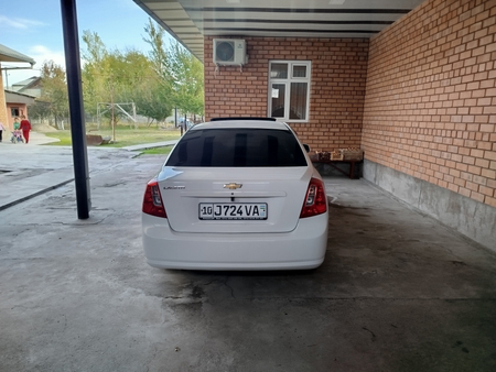 Ласетти жентра Автомобиль