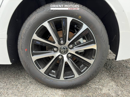 Новый Toyota Levin 1.8 HYBRID