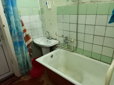 Чилонзор 8-кварталда 2 хонали уй арендага берилади срочно.