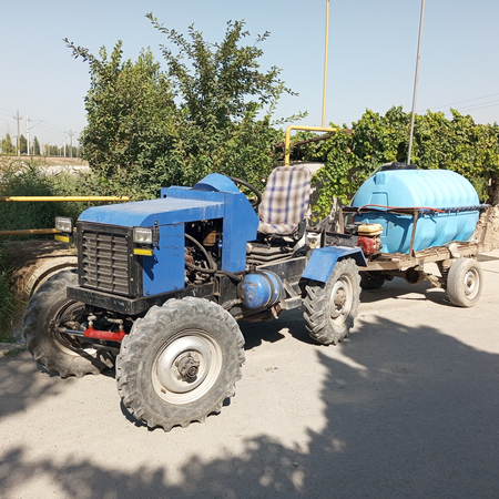 Miniy tirahtir 4x4