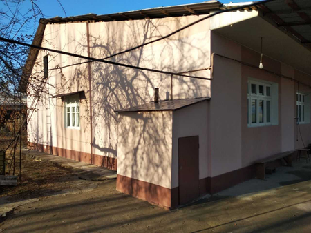 Продается дом .Зангиатинский район.Богзор