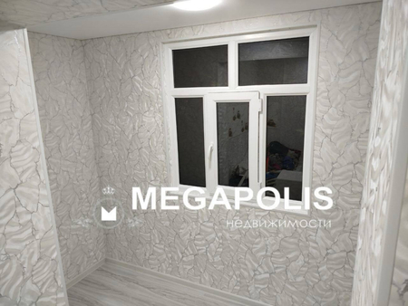 Метро Хамза 1 комнатная + Балкон