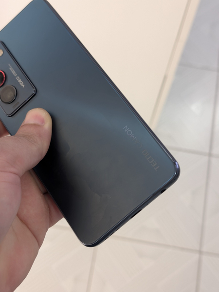 Tecno camon 18 premier 8 / 256 gb b/u