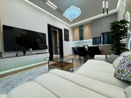 Центр Салык Азимова Infiniti Golden House