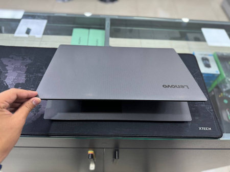 Lenovo sotiladi Celeron Hard-500GB Ozu-4GB sastayana zor holatda