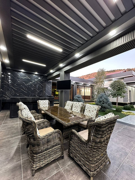 Dacha Primer hause Chorvoq bochka 10 ta kampuyutir bor