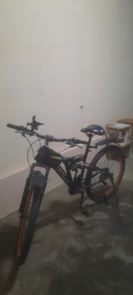 Velosapet 28 bunusiga sumka va qanot