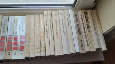 Книги классическая литература сказки ( спрашивайте авторов )
