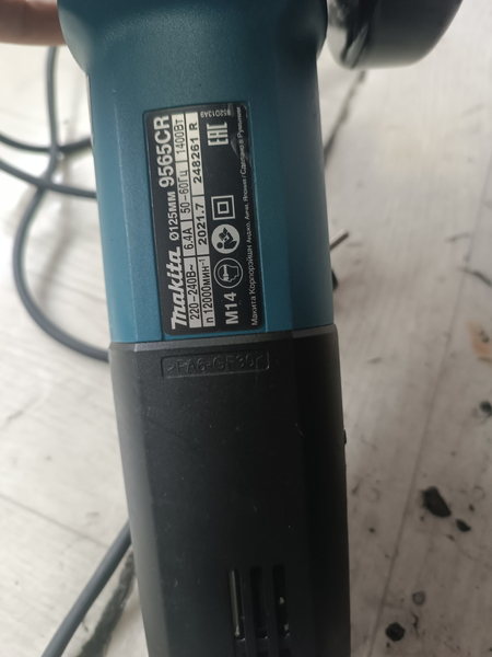 Makita 9565CVR sotiladi