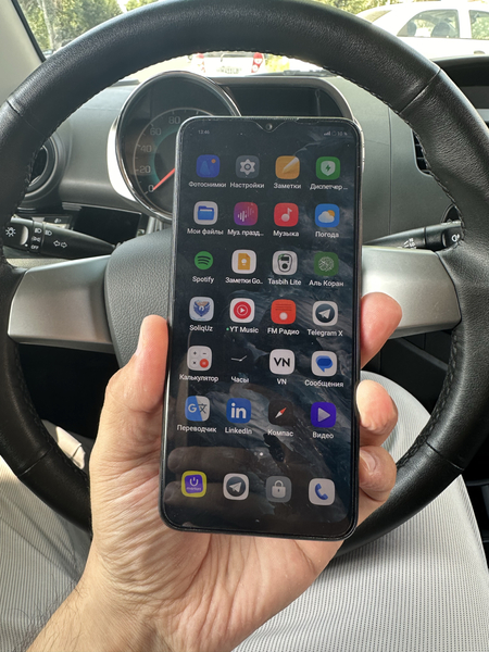 Oppo A 18 sotiladi