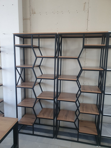 Loft stelajlar xarxil turda
