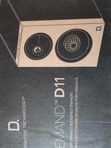 Колонки DEMAND D11 (Piano Black) Definitive Technology