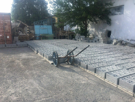 Шлакаблок апарат