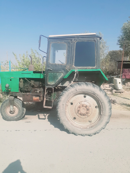 Mtz 80 sotiladi xorazmda
