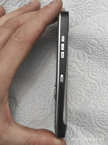 Nokia E52 Регестрация IMEI есть.