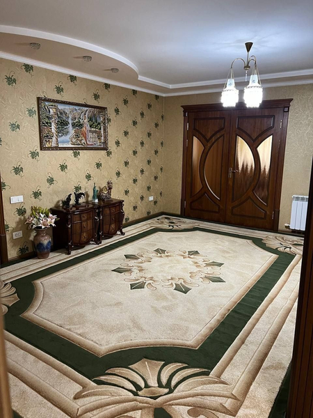 Продаётся квартира Мирзо улугбекским районе