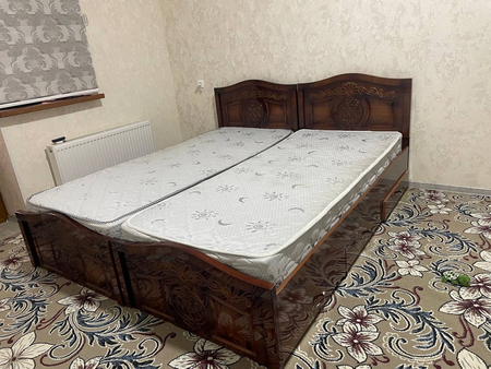 Продаю 2 односпальные кровати с матрасом или без