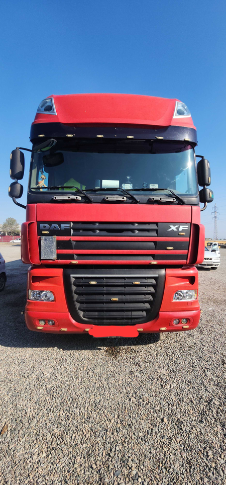 Daf xf 105  сотилади