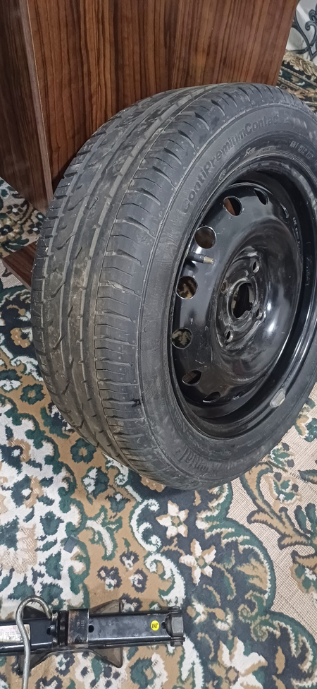 Запаска балон и домкрат Жентра