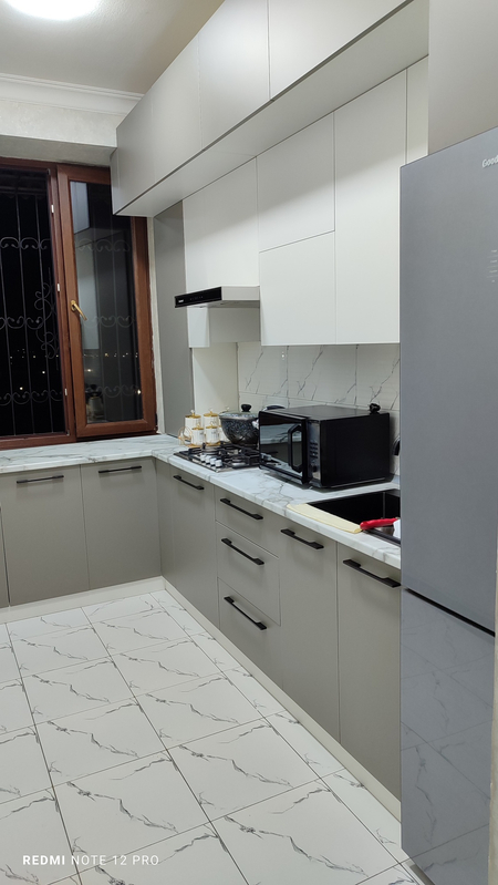 Yangi Hayot tumanida 2 xona +Hol dom sotiladi. Green Haus 3-metro beka