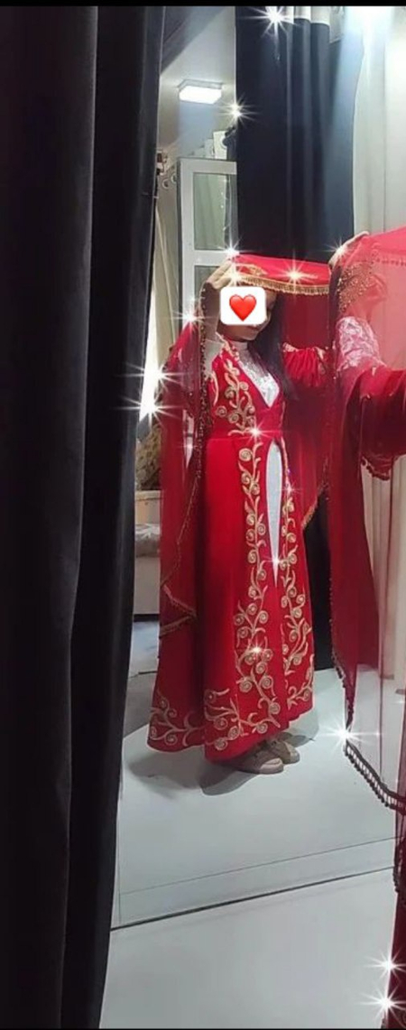 Ansambl sotiladi, tez va arzon