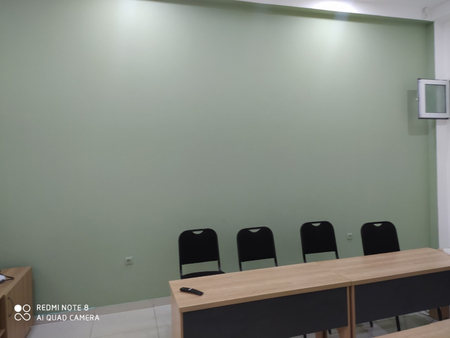 Комната здается в аренду под офис или что то в этом роде скидка на пер