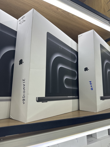 MacBook Pro 14 64/1tb M3 max