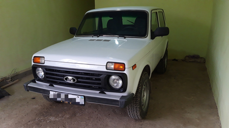 Lada Niva Sotiladi