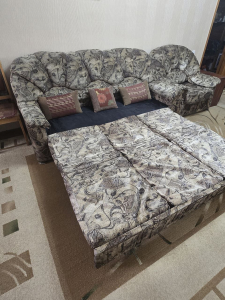 Диван с креслами