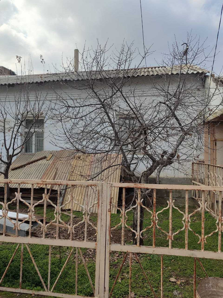 Продаётся дом в Миробадском районе (Рисовый).