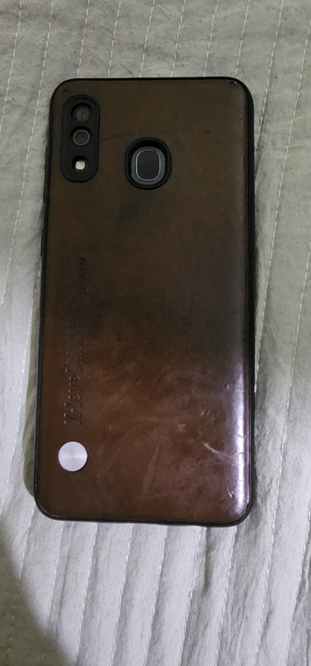 Samsung A30 arzon sotiladi ishlashi tinniq