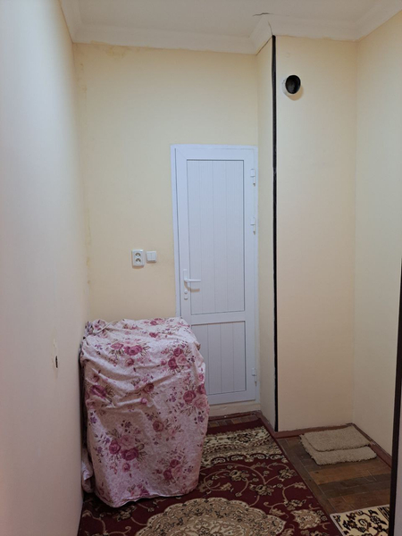 Квартира заходит живи