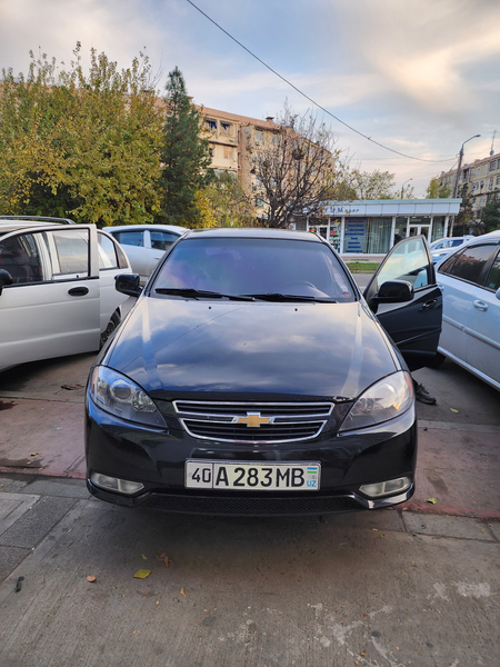 Chevrolet Gentra 3 pozitsiya