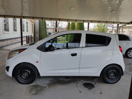 Arenda vikup Spark Avtomat Metani bor