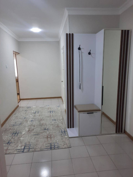 Госпитолни рынк 5 ком 5 этаж 12 этажка все ест фото реално евро