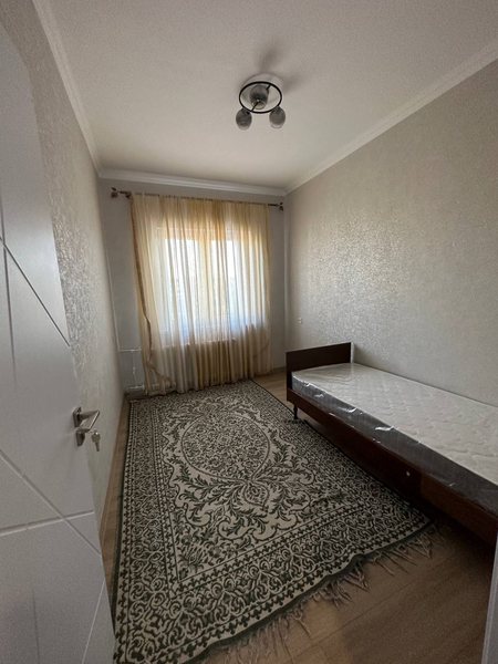 Юнусабад 15 квартал 3/5/5   500 у.е.