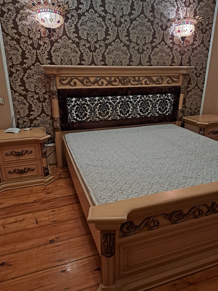 Спальный гарнитур