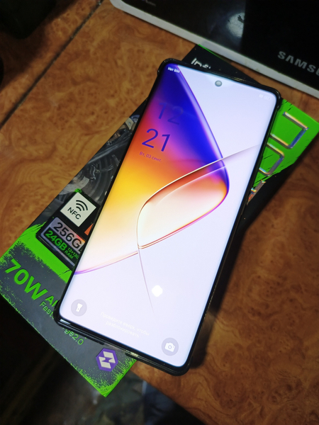 Infinix note 40pro idialni sotiladi