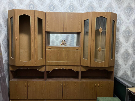 стенка горка сотилади